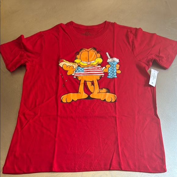 Garfield | Shirts & Tops | Garfield Graphic Tshirt In Vibrant Red ...